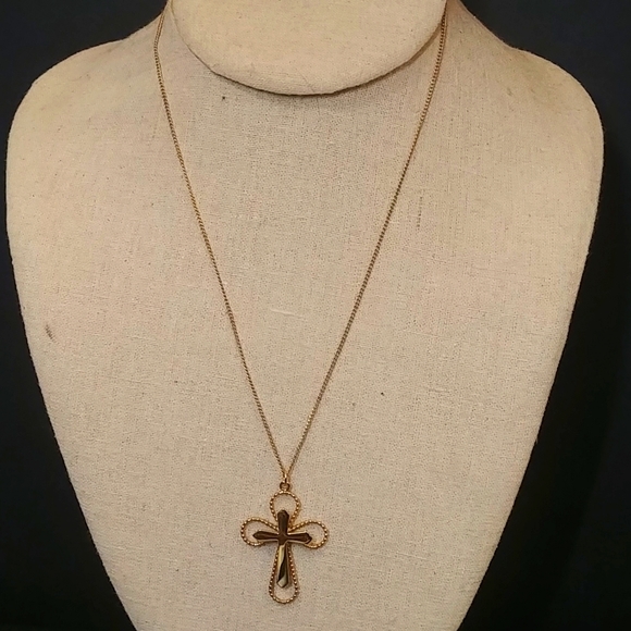 Sarah Coventry | Jewelry | Sarah Cov Goldtone Chain Necklace Cross ...